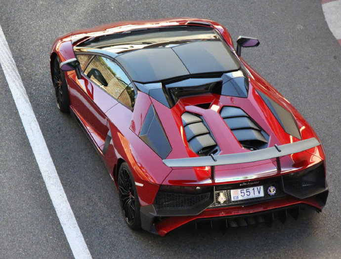 兰博基尼Aventador LP750-4 Superveloce Roadster