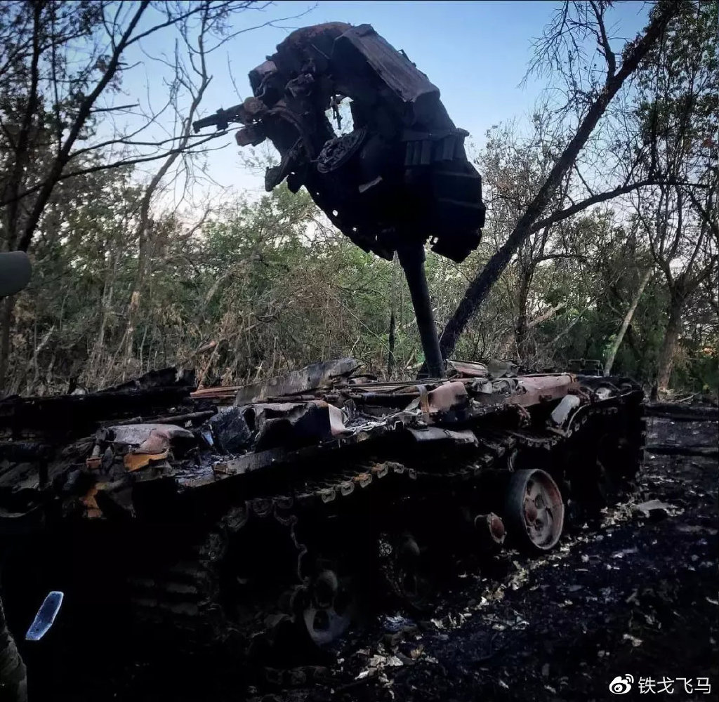 俄乌冲突中，为啥感觉没有国家支援俄罗斯武器呢？