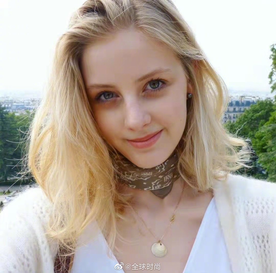 温柔的法国仙女 99年的法国麻豆Deborah Deva Reeb……__财经头条