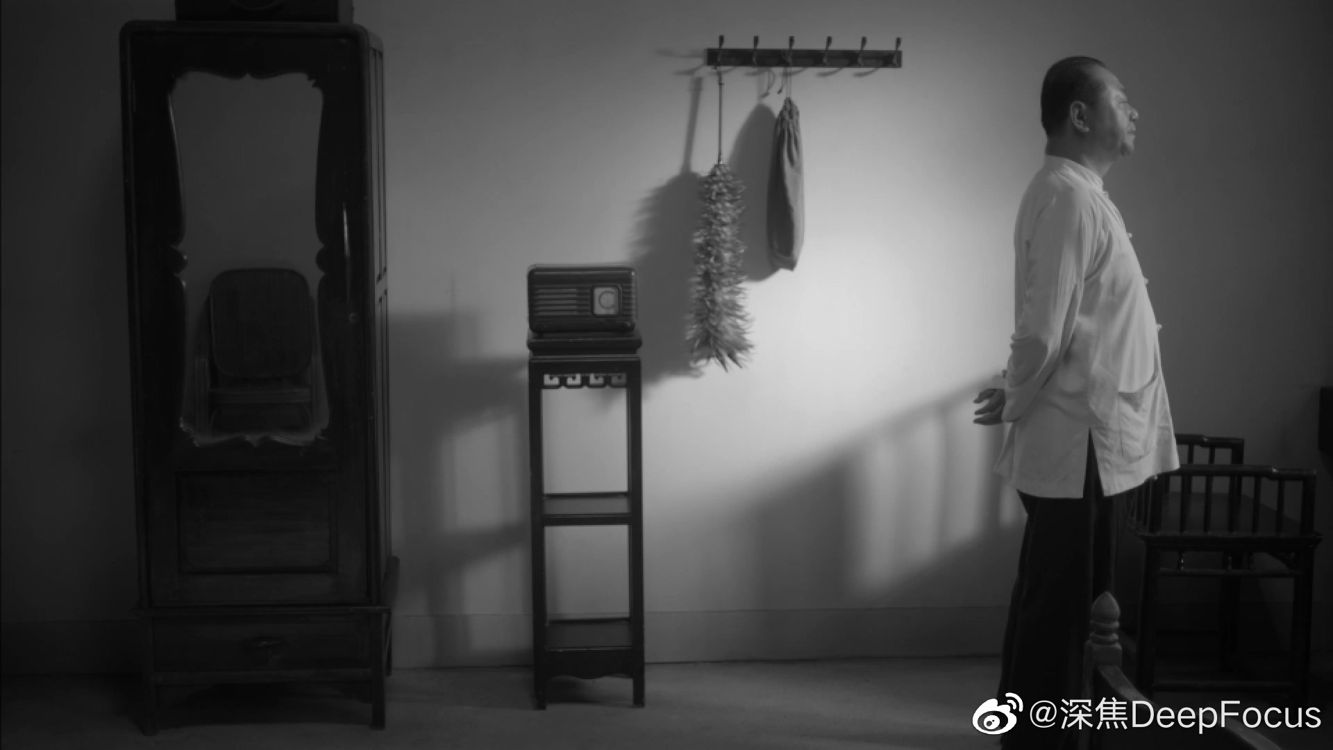 Mr. No Problem | 《不成问题的问题》²º¹⁶ Dir. 梅峰__财经头条