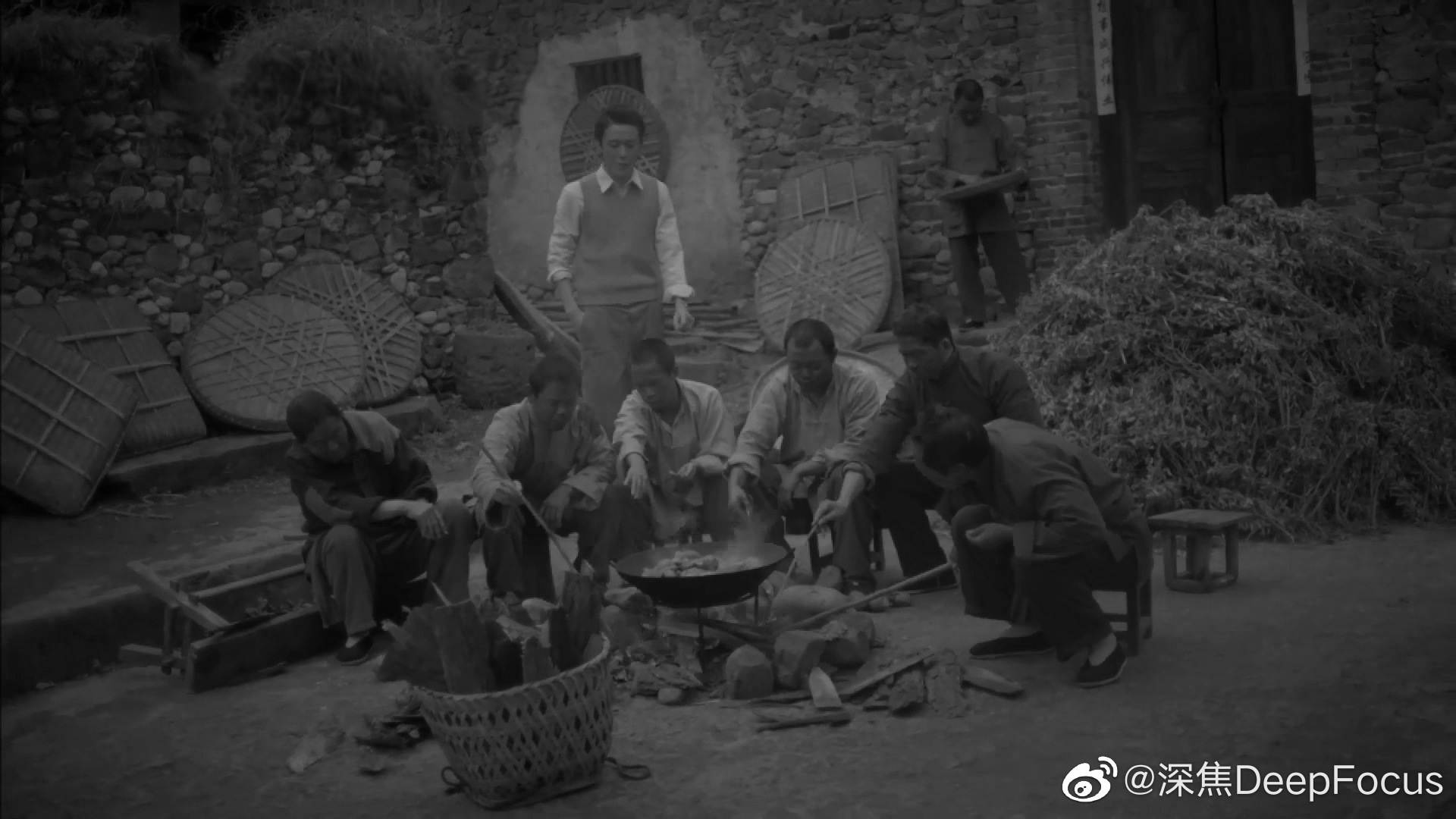 Mr. No Problem | 《不成问题的问题》²º¹⁶ Dir. 梅峰__财经头条