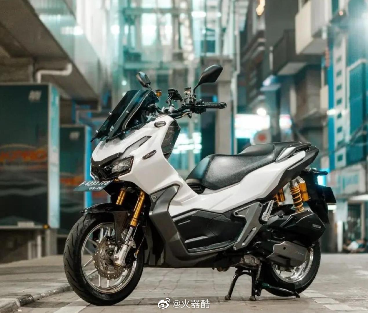 最近我迷上了这款 本田ADV150/160 到底啥时候引进啊？__财经头条