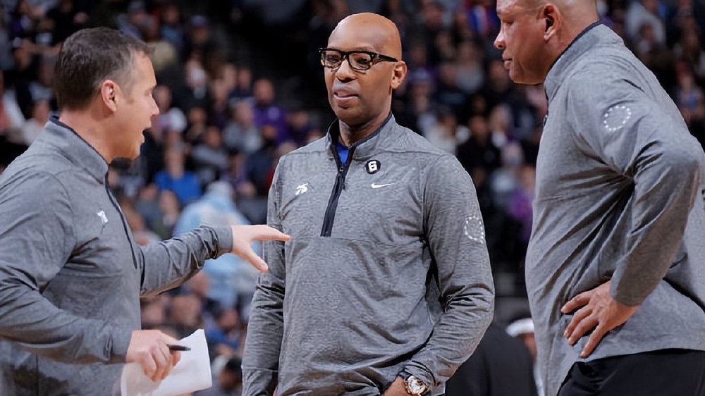 凯尔特人找了个新助教？也许他们是找了一个潜在的主教练备胎？|卡塞尔|主教练|助教_新浪新闻