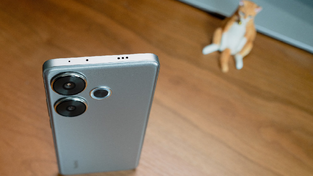 Redmi Turbo 3 上手测试：轻量机身 旗舰体验|性能|机身|测试_新浪新闻