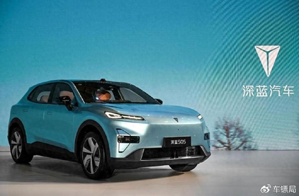 主打纯电，深蓝S05正式上市，售价11.99万起-新浪汽车