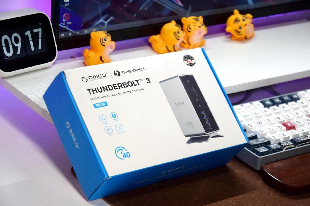 小清新桌搭配个拓展坞，雷电3加持15合一，搞定高速传输多屏拓展__财经头条