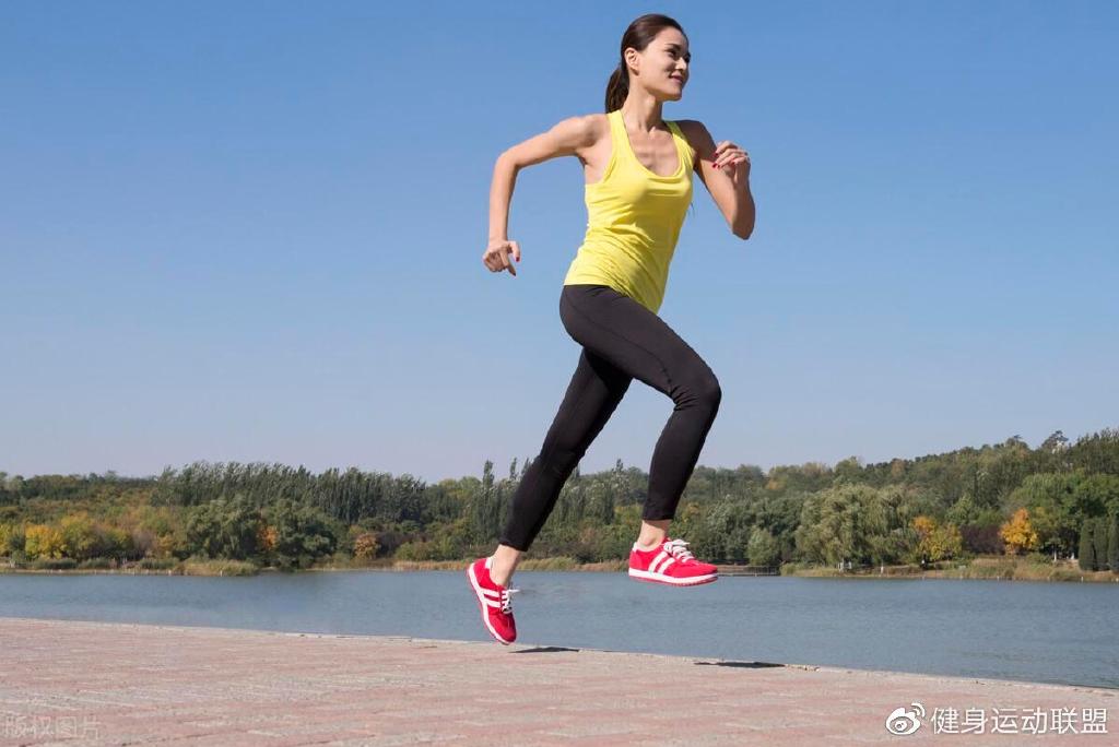 坚持跑步，马上就能收获到8个好处，赶紧跑起来！