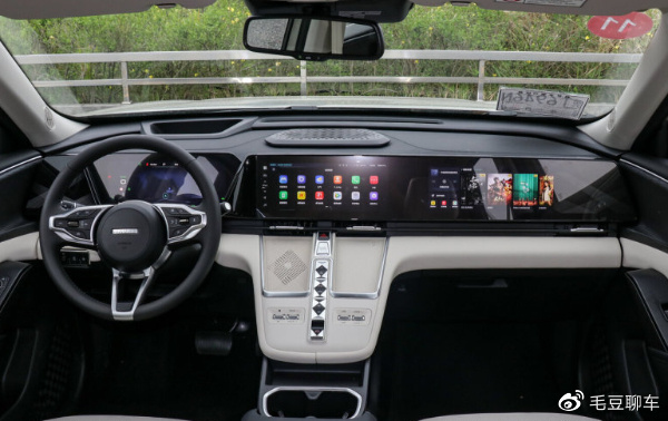 哈弗枭龙/枭龙MAX上市，搭载Hi4四驱，13.98万起售，价格心动吗？-新浪汽车