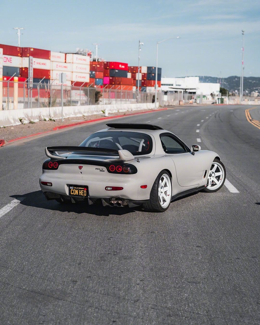 帅气的马自达RX-7__财经头条