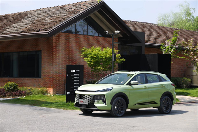 混动实力派 江淮QX PHEV将于上海车展亮相发布-新浪汽车