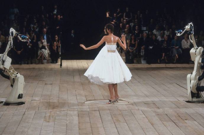 Alexander McQueen Spring/Summer 1999 show