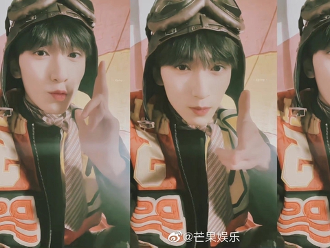 严浩翔心动狙击视频🈶 严浩翔好适合怼脸拍，越近越好看！|严浩翔|少年团|时代_新浪新闻