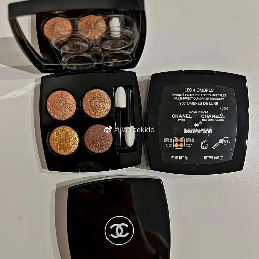 CHANEL 2022年圣诞限定图透 眼影色号937 ombres de lune……__财经头条