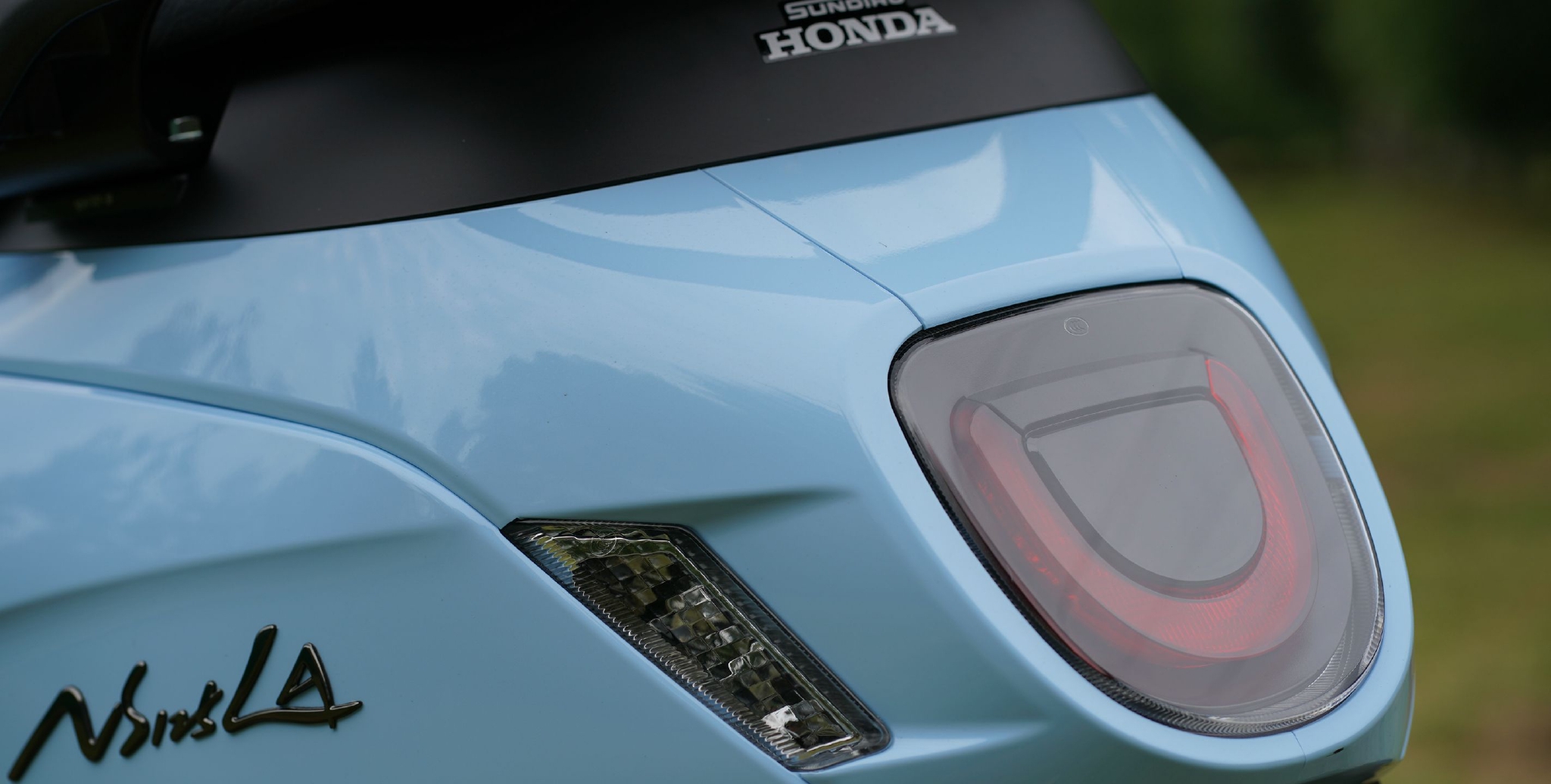 颜值高到没朋友——新大洲本田NS125LA试驾报告-新浪汽车