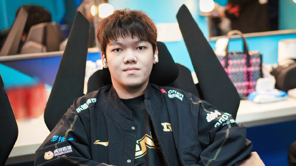 好起来了！RNG横扫UP，Angel获得赛季首个MVP|赛季|比赛|四连胜_新浪新闻