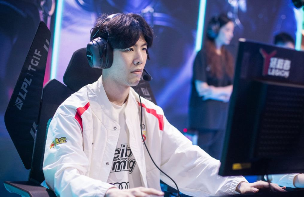 新教练到了反而输了！WBG不敌OMG，Shanji像个战神__财经头条