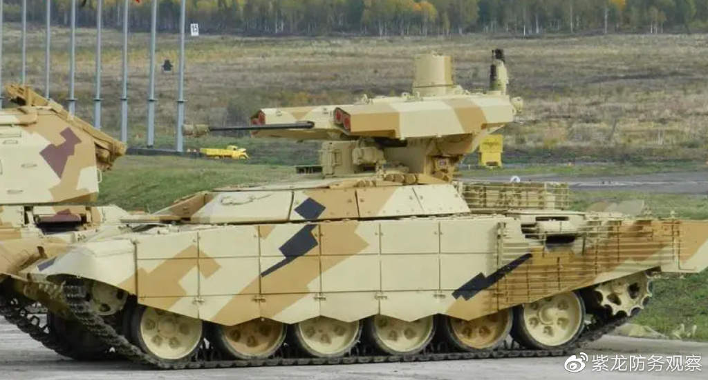 首批豹2运抵乌克兰，俄超音速反坦克导弹已就位，20秒飞行6公里