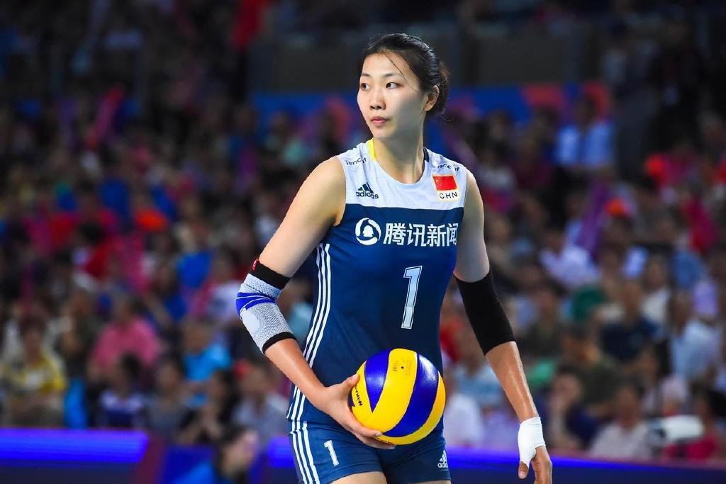 意外！女排2大国手落选全明星阵容，天津新星竟被段放所替代