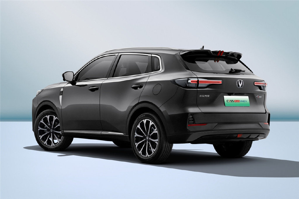 补贴后7.99万起，长安第三代CS55PLUS PHEV上市-新浪汽车