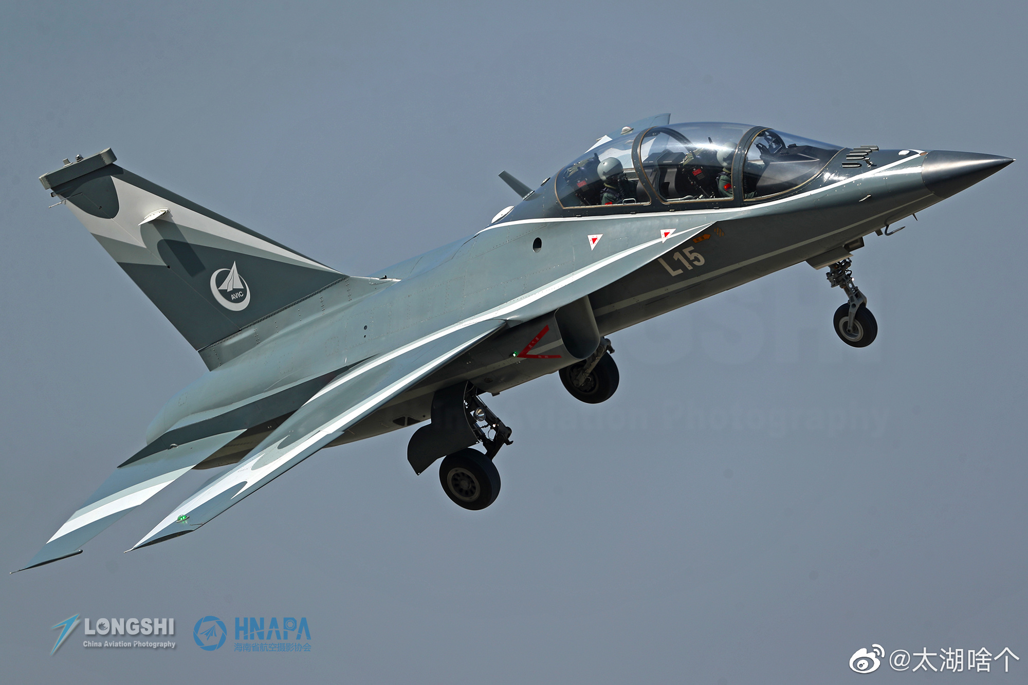 L-15猎鹰高级教练机，洪都精品！