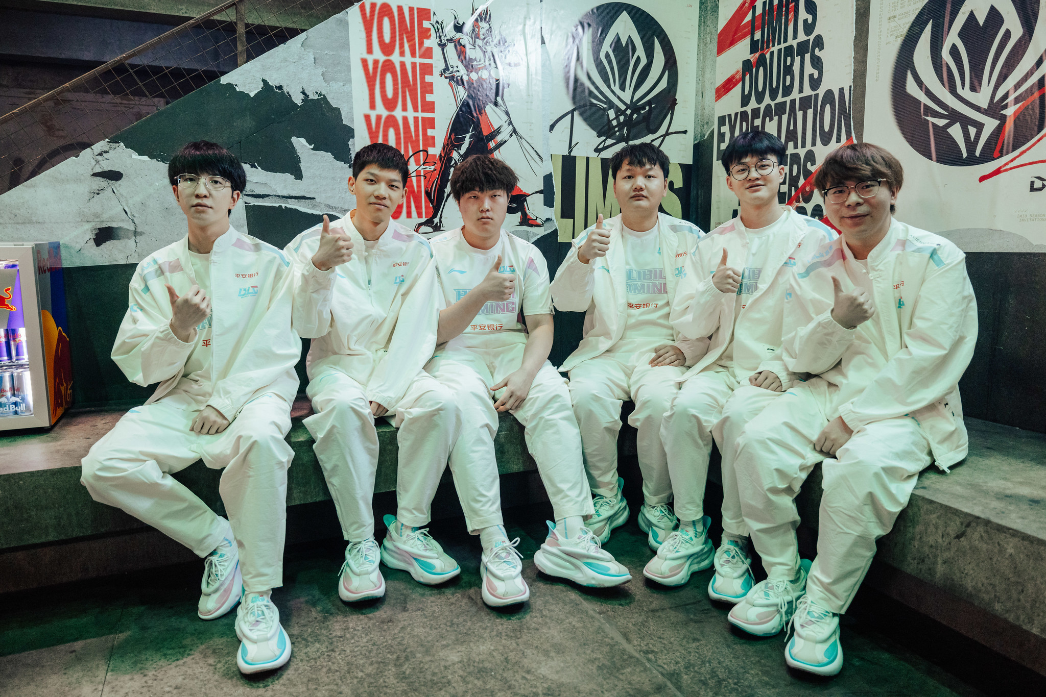 BLG赛场返图__财经头条