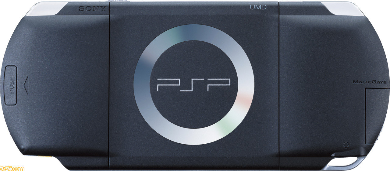 2004年12月12日，PSP掌机正式发售。