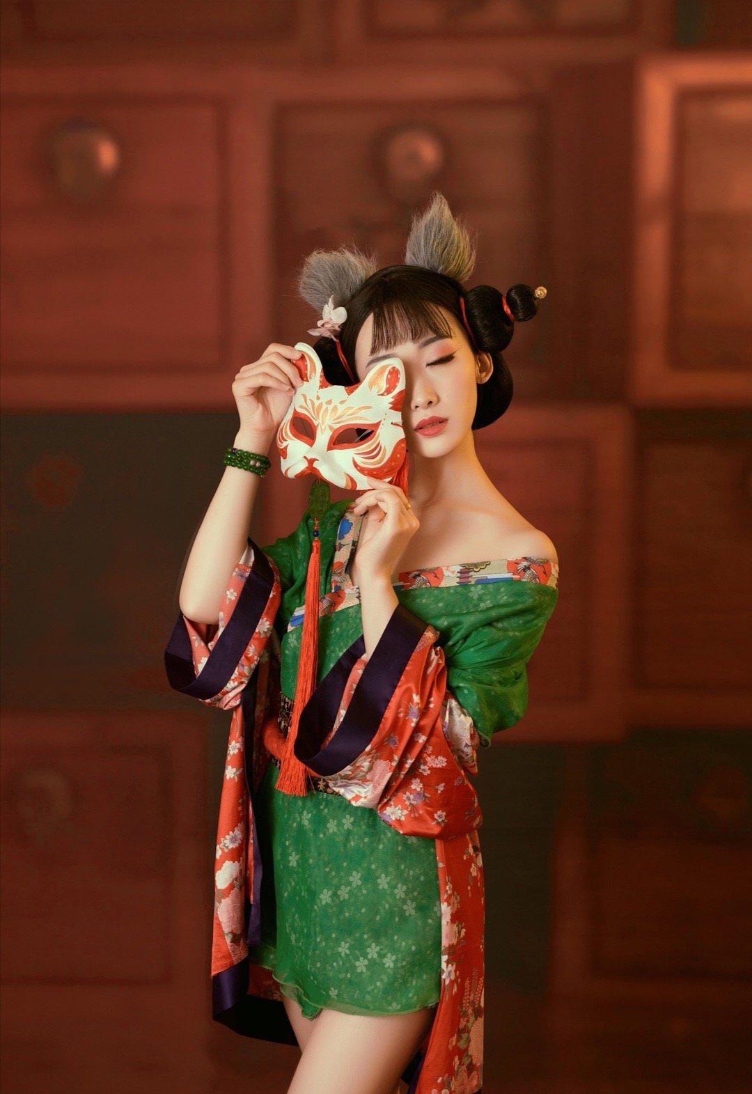 刘嘉欣 中央民族大学舞蹈学院 96年 白羊座 身高168cm 体重49kg 喜欢