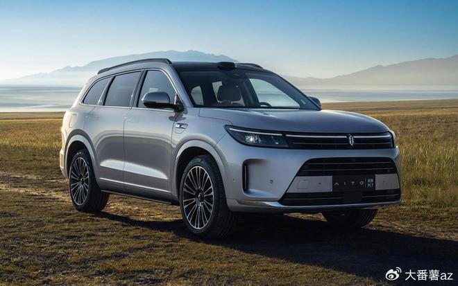 问界M8最新渲染图曝光：缩小版M9？定位40万级豪华SUV-新浪汽车