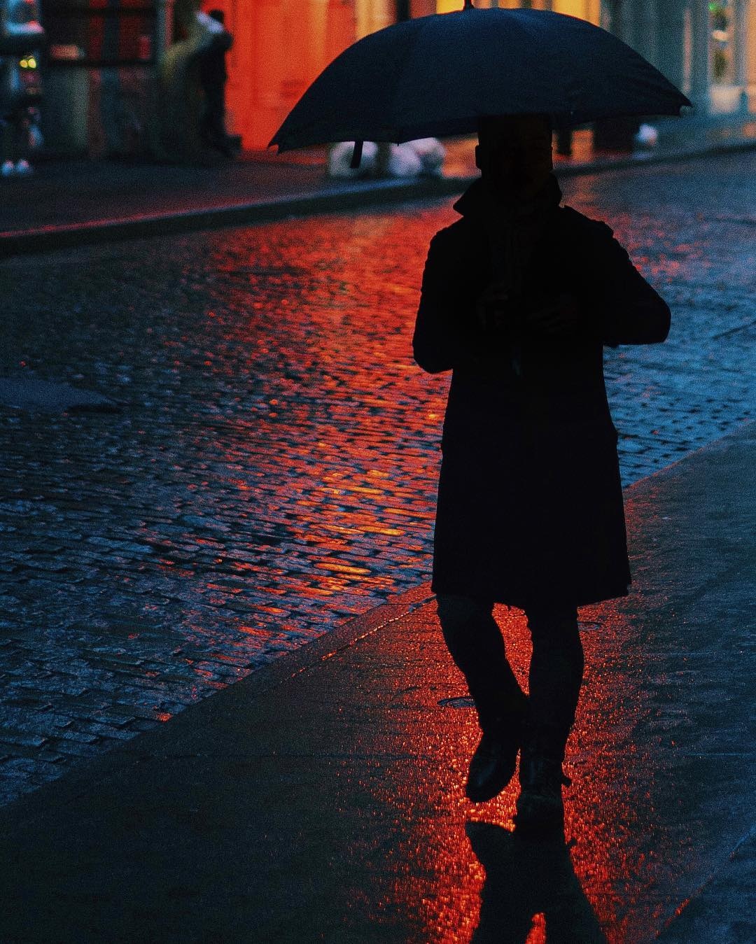 迷人的夜 摄影人：Eric Van Nynatten__财经头条