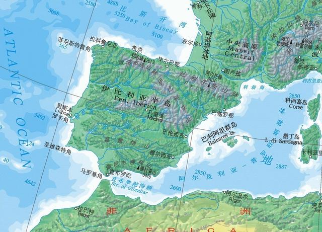 欧洲南部三大半岛：伊比利亚半岛、亚平宁半岛和巴尔干半岛