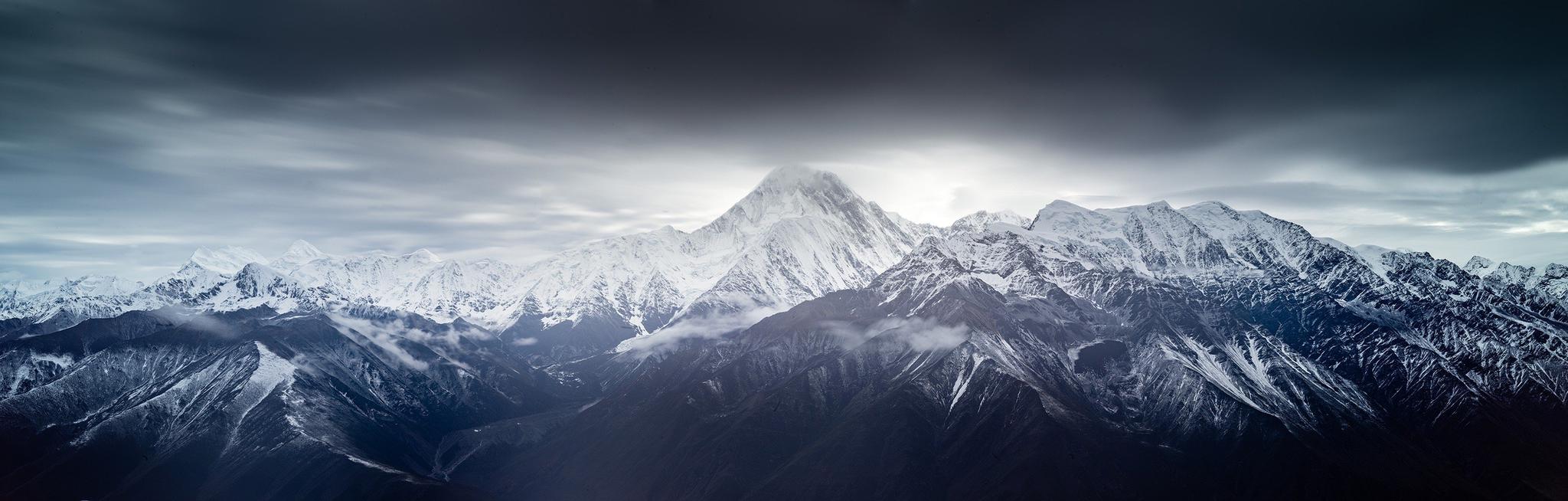 一机三头走天下！飞思1.5亿数码后背，32、90、180镜头