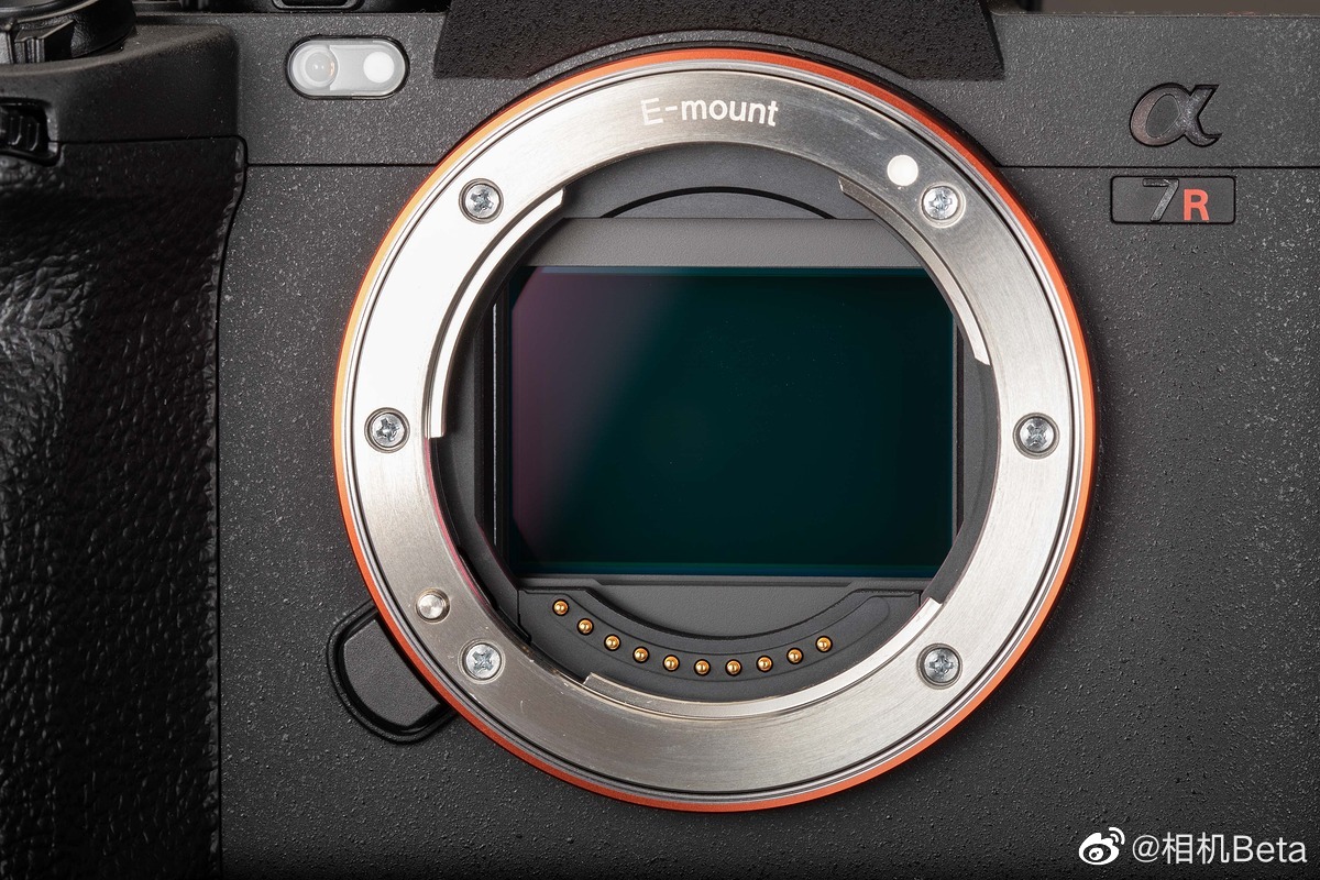 索尼A7R5真机实物细节照|索尼|实物|细节_新浪新闻