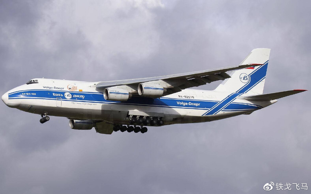 安124创世界纪录：405吨“巨兽”冲破云霄，连飞三昼夜不落地