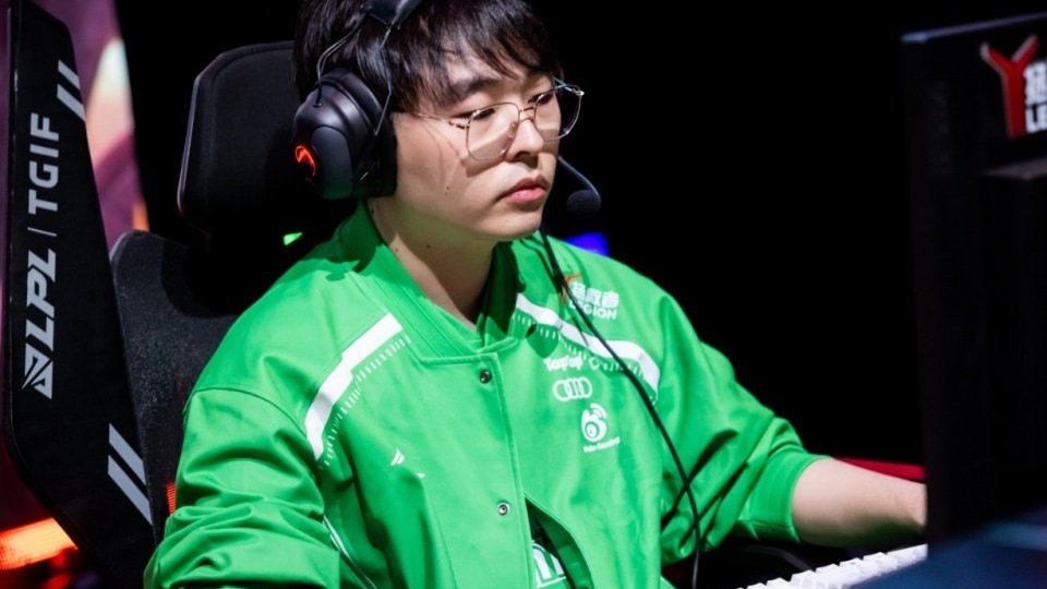 WBG若想赢BLG只能靠奇迹？Light：不窒息就不会被暴打！|暴打|决赛|赛区_新浪新闻