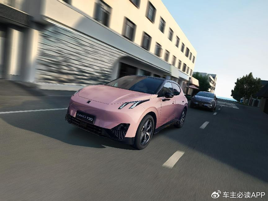 压轴的都是狠角色 4.5C超充新玩家领克Z20仅13.59万起-新浪汽车