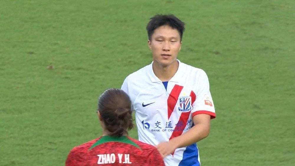 伊万凭一己之力把国足平均年龄从30多降到20多岁 十八强能稳吗|高准翼|伊万|蒋圣龙_新浪新闻