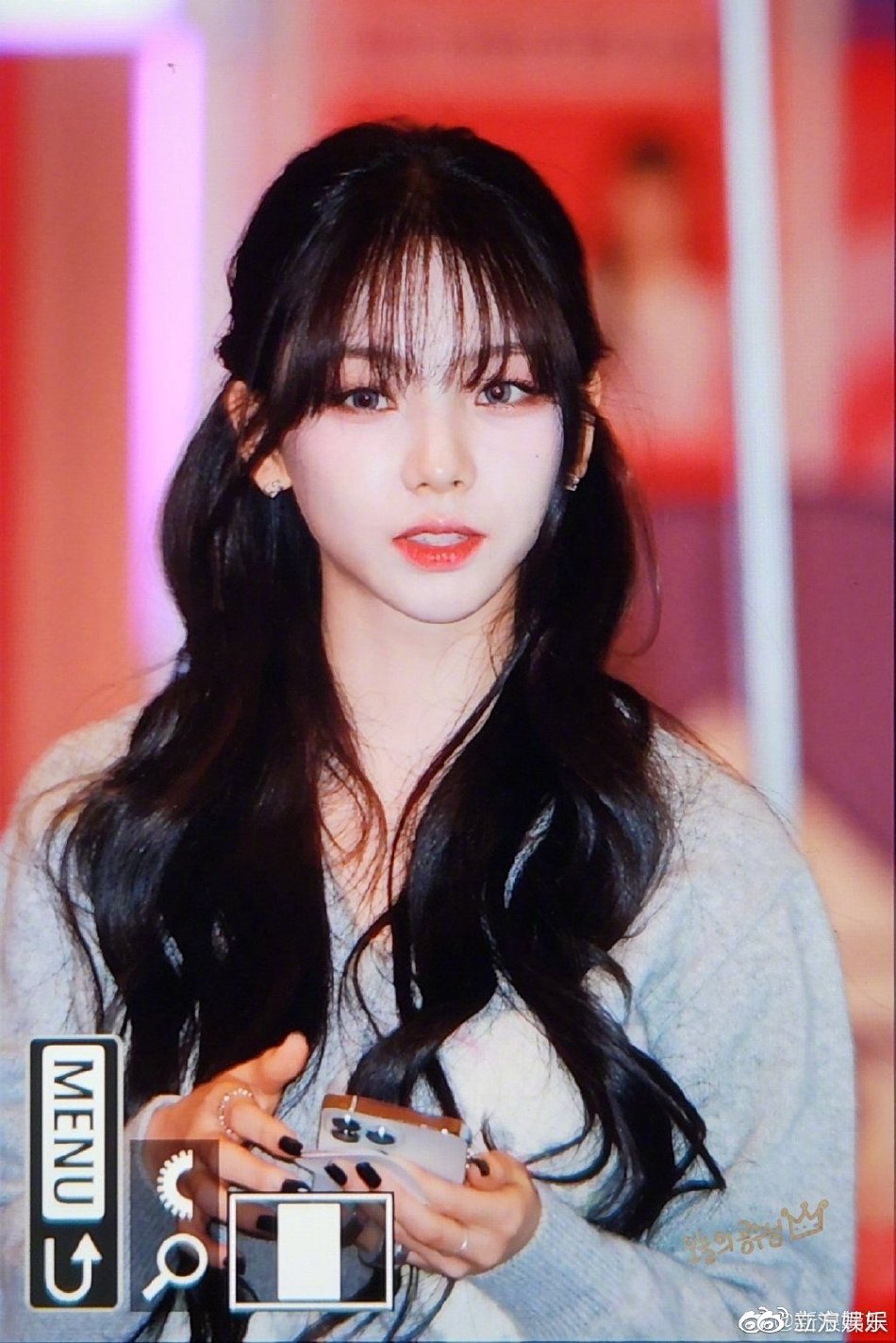 Aspea柳智敏小拇指疑似骨折 戴着保护套引粉丝担心