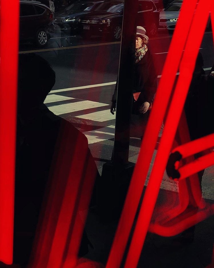 迷人的夜 摄影人：Eric Van Nynatten__财经头条