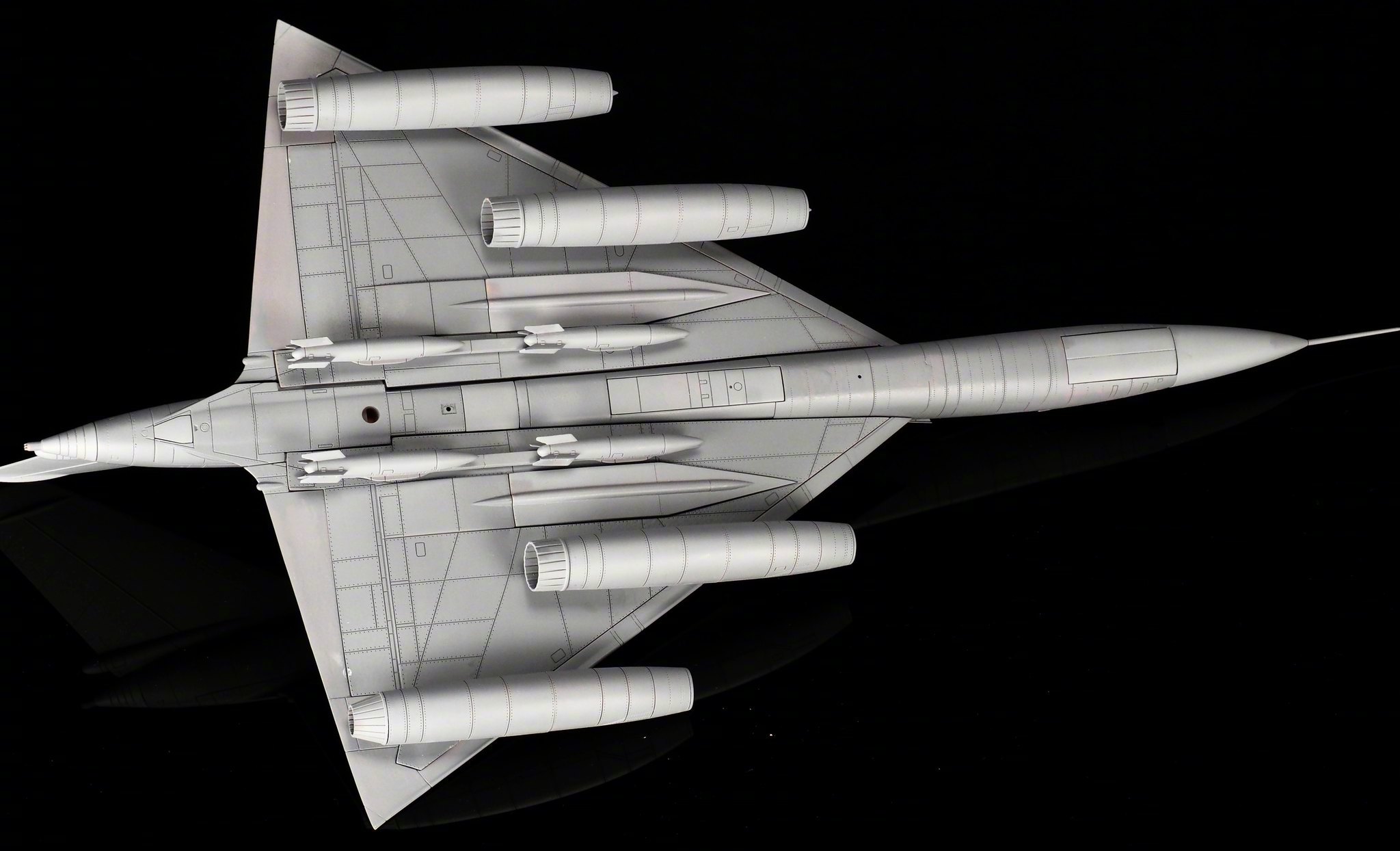 卡乐比放出B-58白模最新图，细节非常好……__财经头条