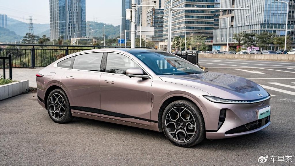 实拍启源A07全新真香版：续航、动力升级，每公里用车成本2毛2-新浪汽车