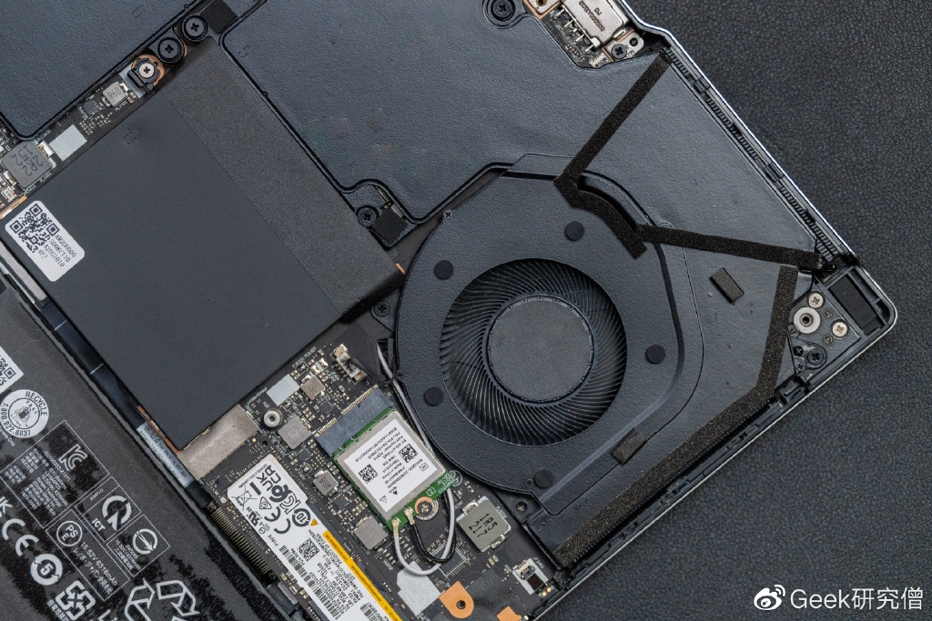 AMD 锐龙 7 6800H + RX 6700M,联想拯救者 R9000K 测评|Radeon|拯救者|性能_新浪新闻