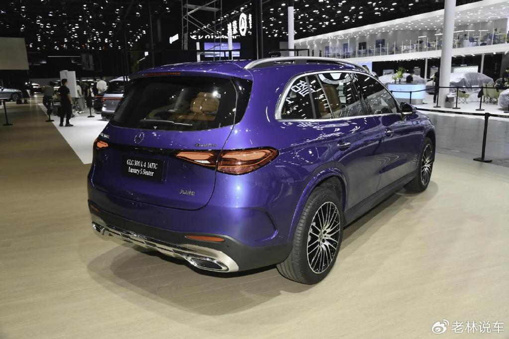 奔驰绝地反击，GLC加大优惠力度，干翻奥迪Q5L，斩获豪华SUV销冠-新浪汽车