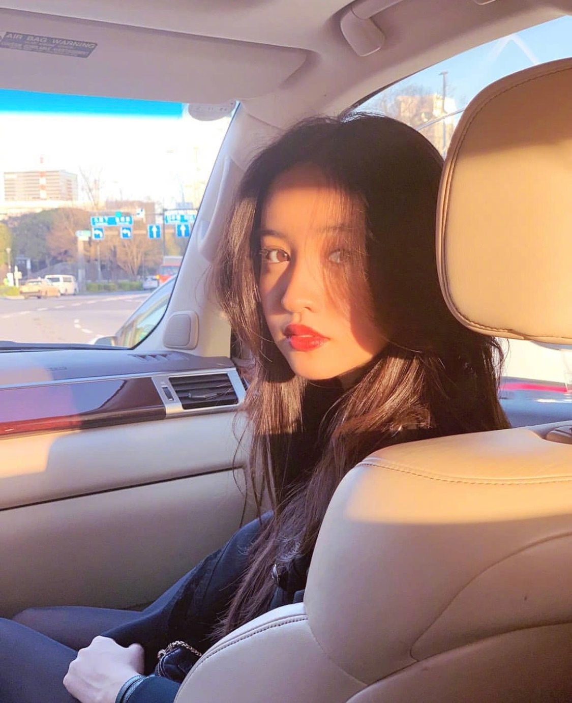 木村拓哉的大女儿木村心美Cocomi在ins上晒出了自己穿和服的写真