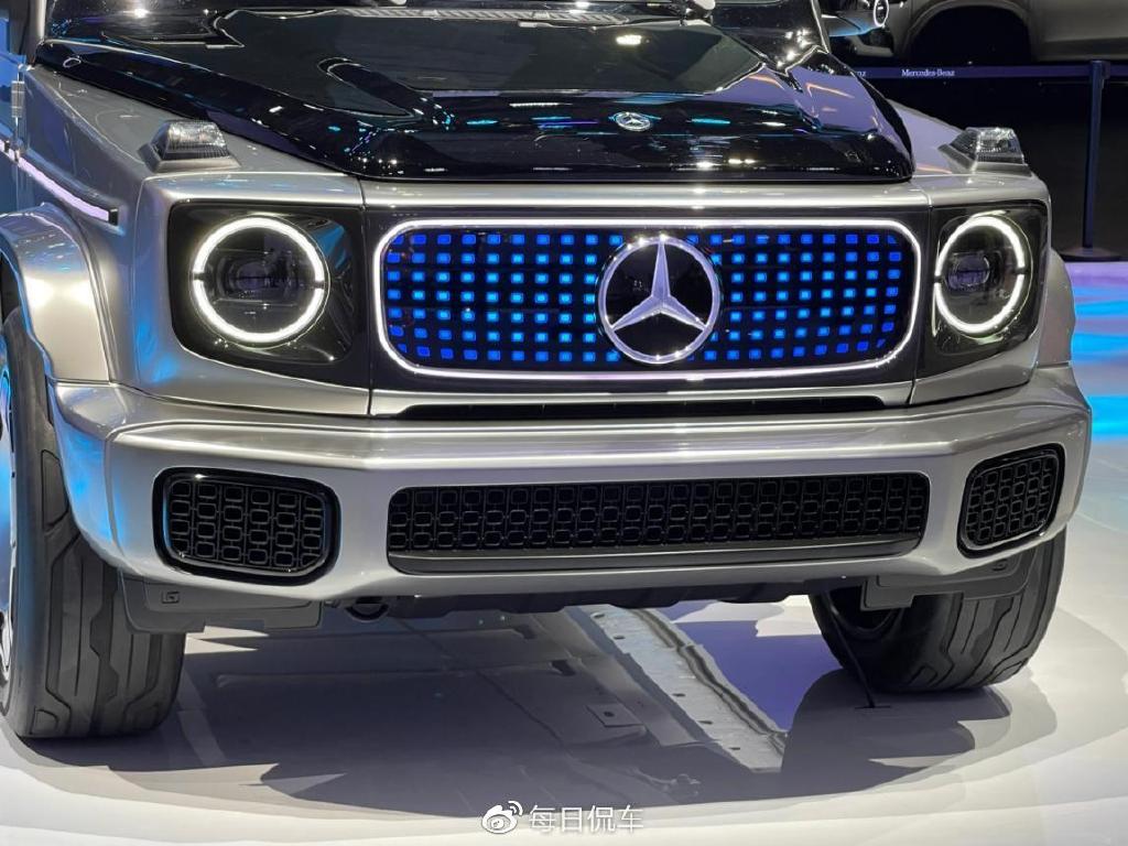 车展对比：仰望U8、猛士917、奔驰EQG 开启百万级豪华越野新赛道-新浪汽车