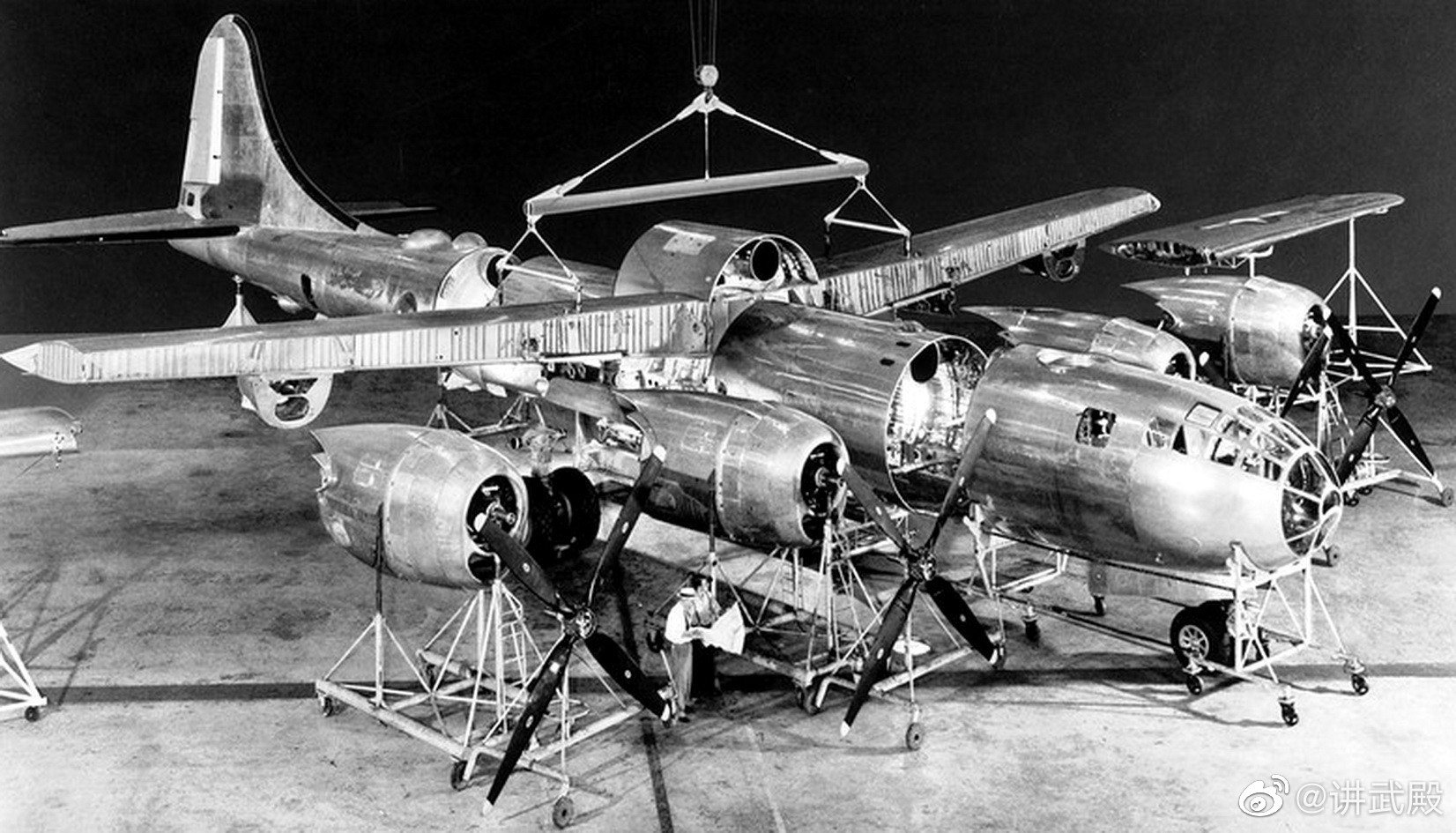 堪萨斯州波音公司威奇塔工厂，1944年__财经头条