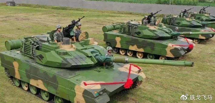 15式轻型坦克的105毫米坦克炮性能如何，能否击穿T-90S？