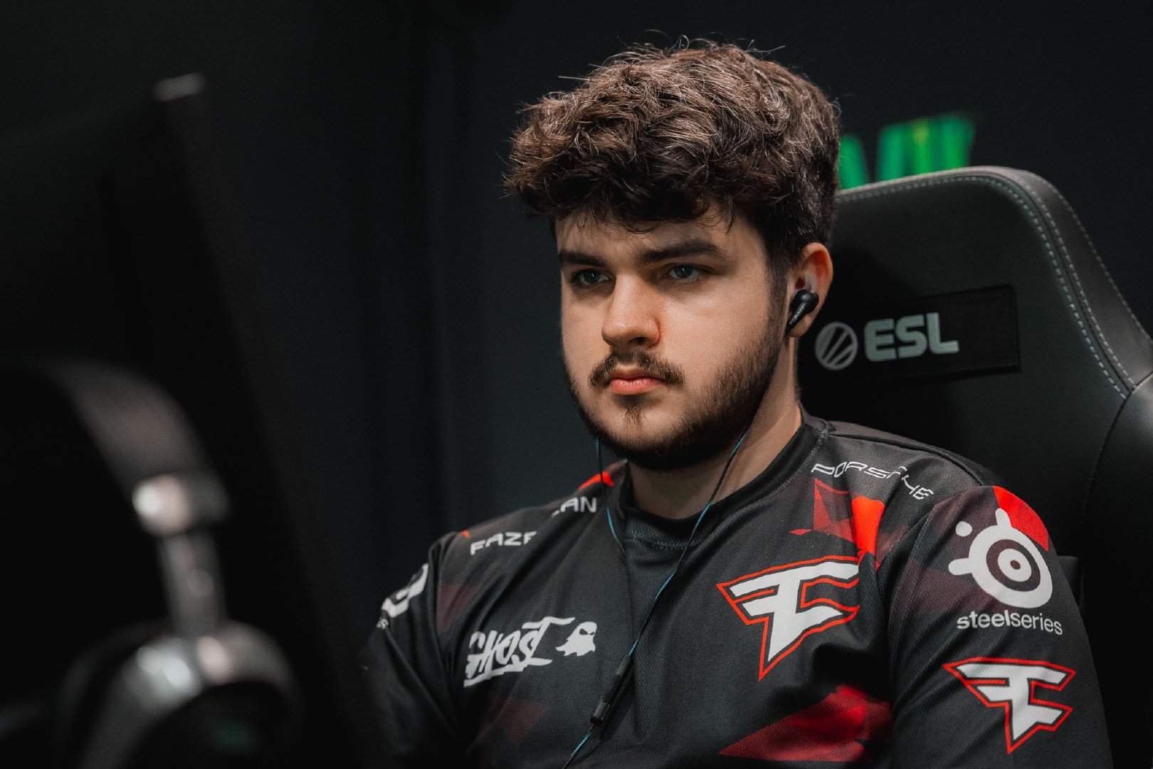 FAZE黑色队服将首次在明天的EPL S17 C小组中回归！