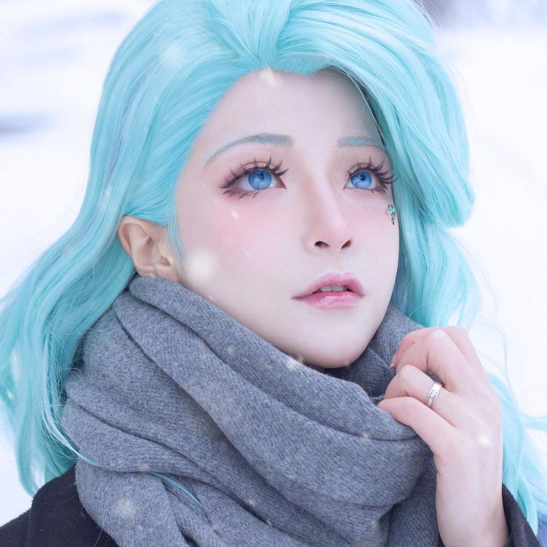 还记得上次发的那个cos萨勒芬妮的小姐姐吗？