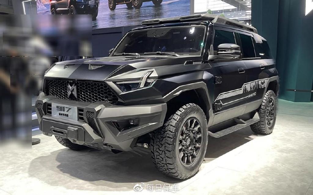 车展对比：仰望U8、猛士917、奔驰EQG 开启百万级豪华越野新赛道-新浪汽车