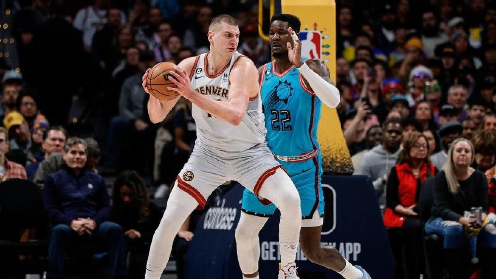 NBA赛季过半！谁是最有价值球员的争夺者，两大中锋成大热|约基奇|赛季|契奇_新浪新闻